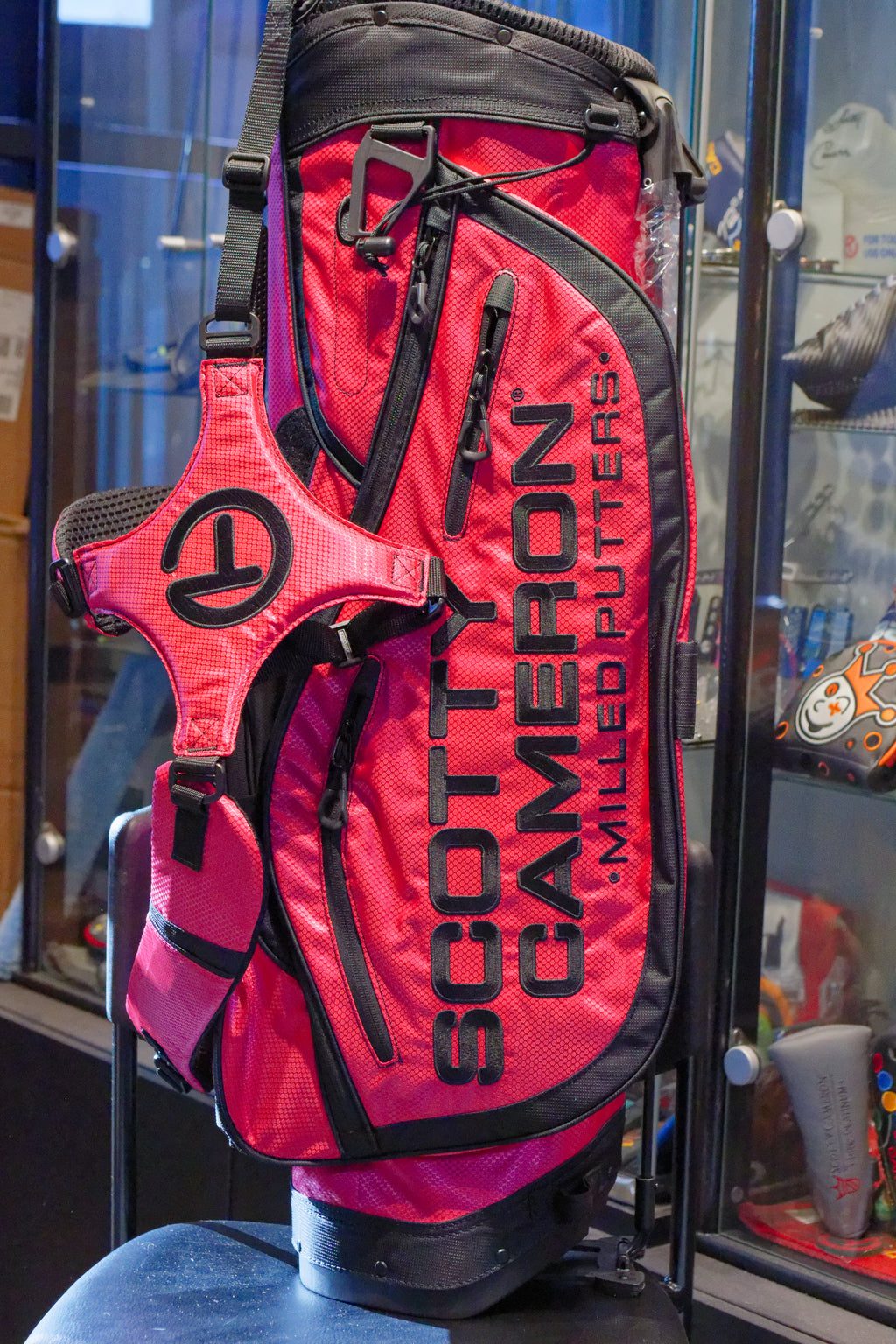 Scotty Cameron 2023 Museum & Gallery Pathfinder Paloma Pink Stand Bag – Custom Cameron